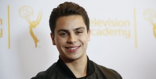 Jake T. Austin - Bio, Age, Height, Weight, Net Worth, Facts and Family ...